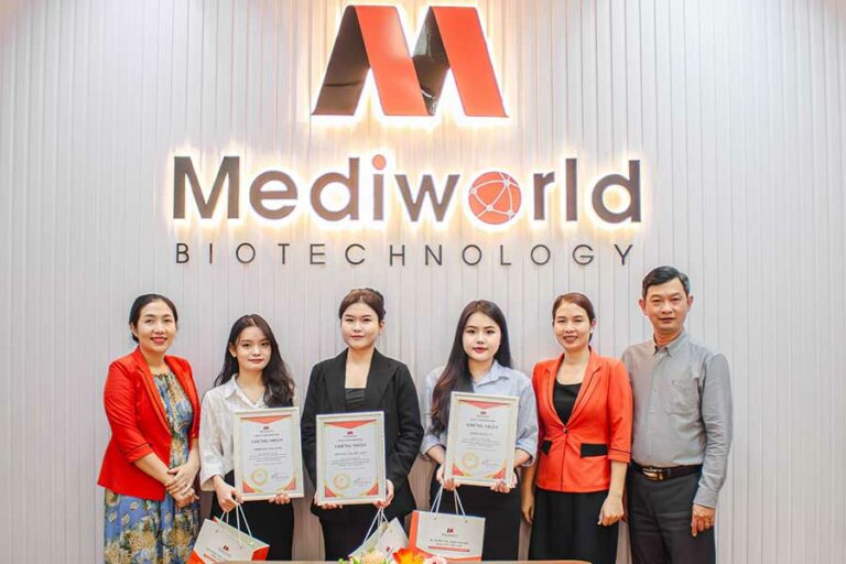 Tổng kết thực tập của Sinh viên ngành Công nghệ Thẩm mỹ trường Đại học Văn Lang tại Mediworld ...